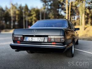 Black Mercedes-Benz sl-300 1987 in Riga, with an engine capacity of 3.00 L and mileage of 37 thousand km for 8000 €, photo 4 on AUTOMOTO.COM.LV