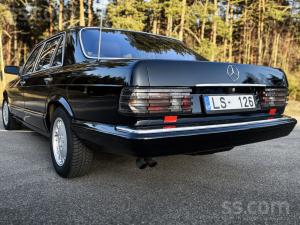 Black Mercedes-Benz sl-300 1987 in Riga, with an engine capacity of 3.00 L and mileage of 37 thousand km for 8000 €, photo 5 on AUTOMOTO.COM.LV