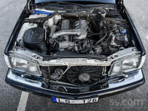 Black Mercedes-Benz sl-300 1987 in Riga, with an engine capacity of 3.00 L and mileage of 37 thousand km for 8000 €, photo 11 on AUTOMOTO.COM.LV