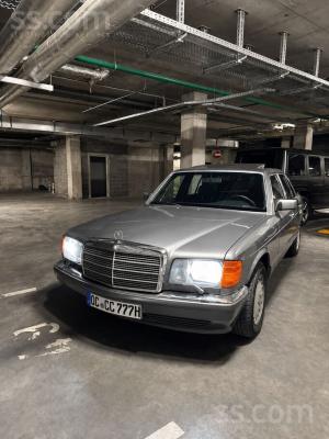 Pelēks Mercedes-Benz sl-300 1988 Rīga, ar dzinēja tilpumu 3.00 L un nobraukumu 342 tūkst. km par 7980 €, foto  vietnē AUTOMOTO.COM.LV