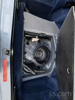 Pelēks Mercedes-Benz sl-300 1988 Rīga, ar dzinēja tilpumu 3.00 L un nobraukumu 342 tūkst. km par 7980 €, foto 10 vietnē AUTOMOTO.COM.LV