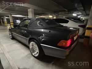 Black Mercedes-Benz sl-320 1993 in Riga, with an engine capacity of 3.20 L and mileage of 0 thousand km for 18900 €, photo 2 on AUTOMOTO.COM.LV