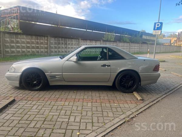Grey Mercedes-Benz sl-320 1994 in Riga, with an engine capacity of 3.20 L and mileage of 145 thousand km for 12250 €, photo 8 on AUTOMOTO.COM.LV