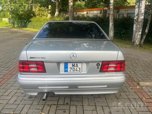 Grey Mercedes-Benz sl-320 1994 in Riga, with an engine capacity of 3.20 L and mileage of 145 thousand km for 12250 €, photo 5 on AUTOMOTO.COM.LV