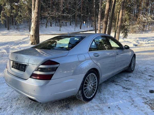 Grey Mercedes-Benz sl-320 2006 in Vilnius, with an engine capacity of 3.00 L and mileage of 297 thousand km for 6900 €, photo 4 on AUTOMOTO.COM.LV