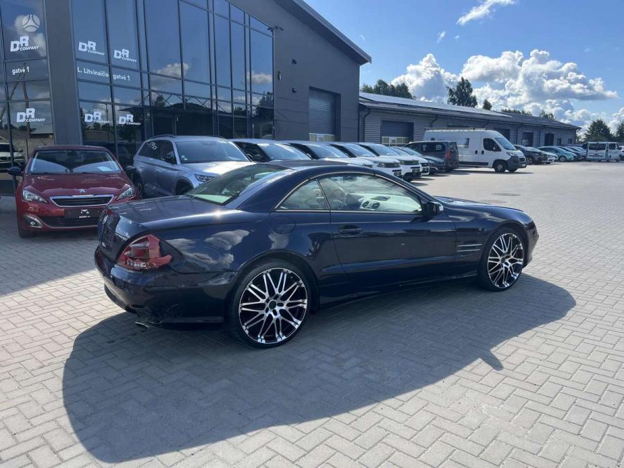 Blue Mercedes-Benz sl-350 2004 in Taurage, with an engine capacity of 3.72 L and mileage of 139 thousand km for 5900 €, photo 8 on AUTOMOTO.COM.LV