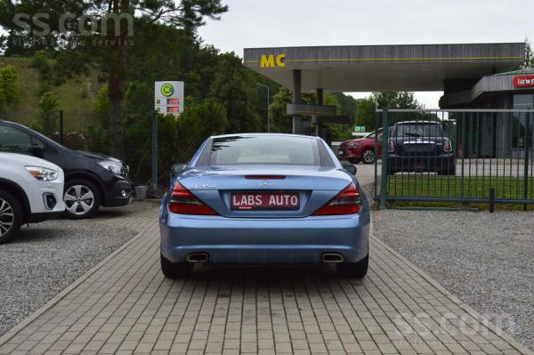 Blue Mercedes-Benz sl-350 2011 in Tukums, with an engine capacity of 3.50 L and mileage of 223 thousand km for 23995 €, photo 3 on AUTOMOTO.COM.LV