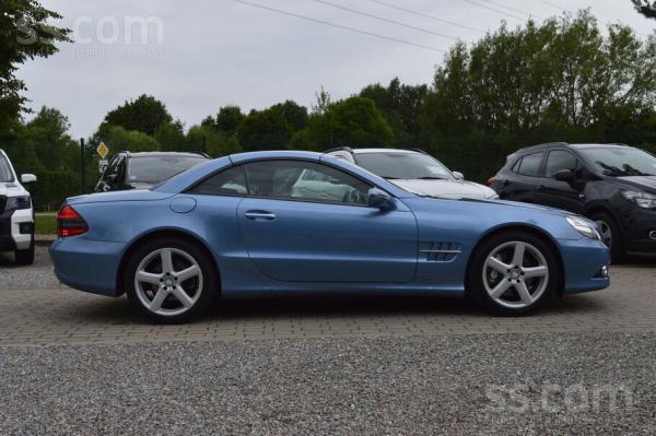 Blue Mercedes-Benz sl-350 2011 in Tukums, with an engine capacity of 3.50 L and mileage of 223 thousand km for 23995 €, photo 4 on AUTOMOTO.COM.LV