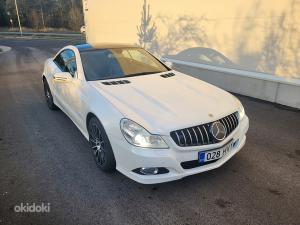Mercedes-Benz sl-350 2009 Tallina, ar dzinēja tilpumu 3.50 L un nobraukumu 0 tūkst. km par 15900 €, foto 4 vietnē AUTOMOTO.COM.LV