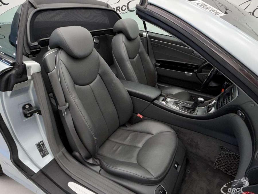 Grey Mercedes-Benz sl-350 2003 in Vilnius, with an engine capacity of 3.72 L and mileage of 195 thousand km for 7900 €, photo 11 on AUTOMOTO.COM.LV
