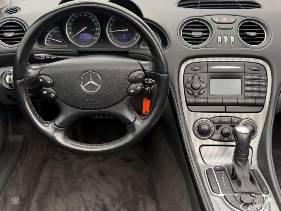 Grey Mercedes-Benz sl-350 2003 in Vilnius, with an engine capacity of 3.72 L and mileage of 195 thousand km for 7900 €, photo 14 on AUTOMOTO.COM.LV