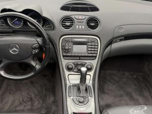 Grey Mercedes-Benz sl-350 2003 in Vilnius, with an engine capacity of 3.72 L and mileage of 195 thousand km for 7900 €, photo 15 on AUTOMOTO.COM.LV