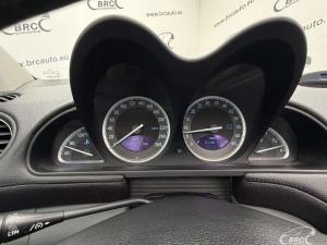 Grey Mercedes-Benz sl-350 2003 in Vilnius, with an engine capacity of 3.72 L and mileage of 195 thousand km for 7900 €, photo 30 on AUTOMOTO.COM.LV
