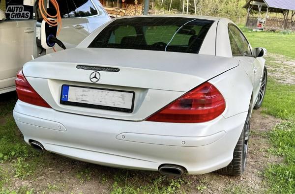 Balts Mercedes-Benz sl-350 2007 Viļņa, ar dzinēja tilpumu 3.50 L un nobraukumu 300 tūkst. km par 5000 €, foto 2 vietnē AUTOMOTO.COM.LV