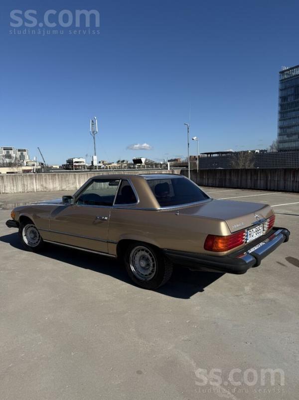 Dzeltens Mercedes-Benz sl-380 1983 Rīga, ar dzinēja tilpumu 3.80 L un nobraukumu 0 tūkst. km par 12799 €, foto 3 vietnē AUTOMOTO.COM.LV