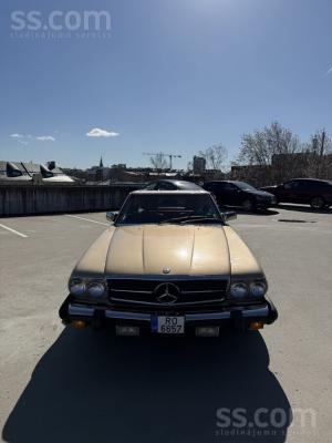 Dzeltens Mercedes-Benz sl-380 1983 Rīga, ar dzinēja tilpumu 3.80 L un nobraukumu 0 tūkst. km par 12799 €, foto 5 vietnē AUTOMOTO.COM.LV