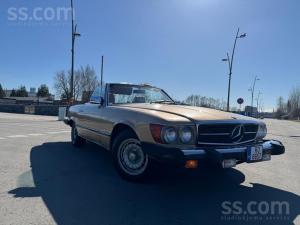 Dzeltens Mercedes-Benz sl-380 1983 Rīga, ar dzinēja tilpumu 3.80 L un nobraukumu 0 tūkst. km par 12799 €, foto 10 vietnē AUTOMOTO.COM.LV