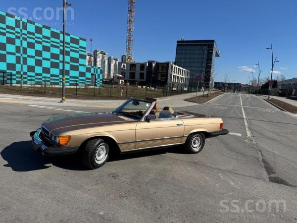 Dzeltens Mercedes-Benz sl-380 1983 Rīga, ar dzinēja tilpumu 3.80 L un nobraukumu 0 tūkst. km par 12799 €, foto 10 vietnē AUTOMOTO.COM.LV