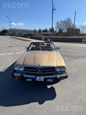 Dzeltens Mercedes-Benz sl-380 1983 Rīga, ar dzinēja tilpumu 3.80 L un nobraukumu 0 tūkst. km par 12799 €, foto 14 vietnē AUTOMOTO.COM.LV