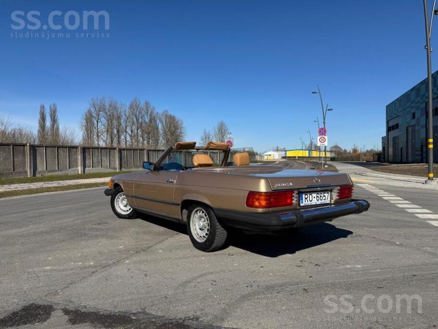 Dzeltens Mercedes-Benz sl-380 1983 Rīga, ar dzinēja tilpumu 3.80 L un nobraukumu 0 tūkst. km par 12799 €, foto 15 vietnē AUTOMOTO.COM.LV