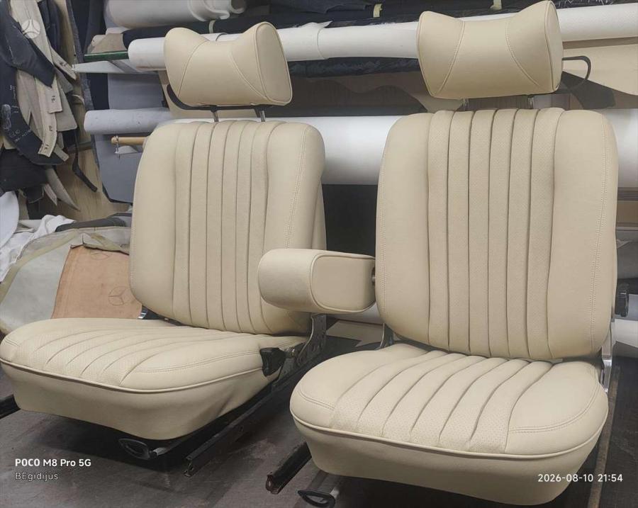 Sarkans Mercedes-Benz sl-450 1974 Mažeikiai, ar dzinēja tilpumu 4.50 L un nobraukumu 200 tūkst. km par 9000 €, foto 12 vietnē AUTOMOTO.COM.LV