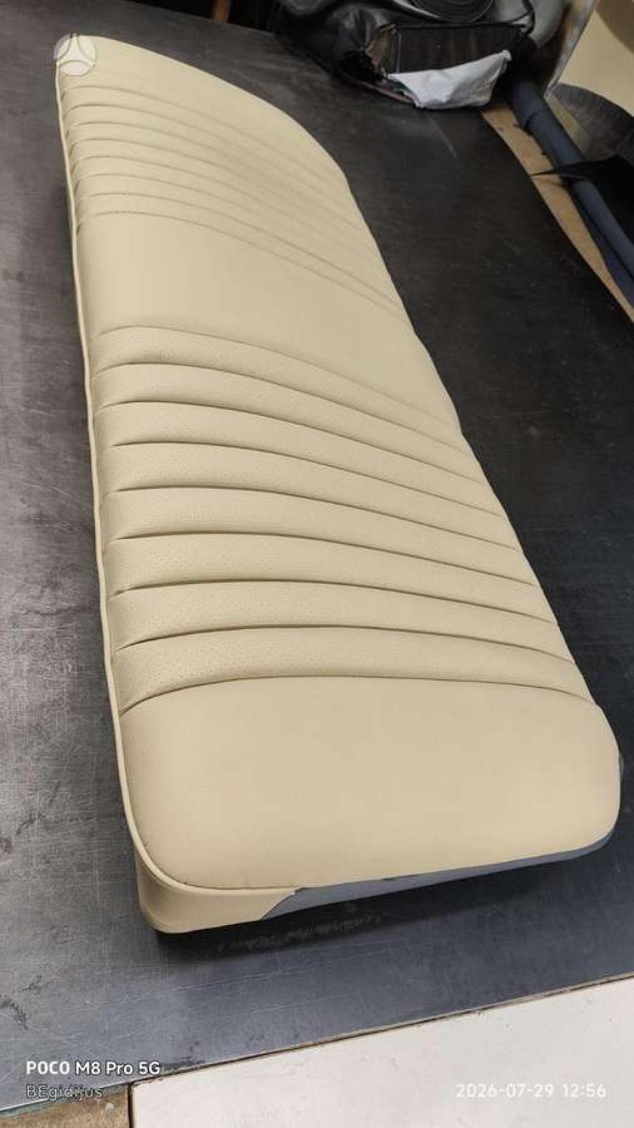 Sarkans Mercedes-Benz sl-450 1974 Mažeikiai, ar dzinēja tilpumu 4.50 L un nobraukumu 200 tūkst. km par 9000 €, foto 21 vietnē AUTOMOTO.COM.LV