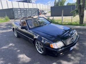 Черный Мерседес СЛ 500 1990 в Каунас, объемом двигателя 4.97 л и пробегом 200 тыс. км за 6999 €, фото 3 на AUTOMOTO.COM.LV