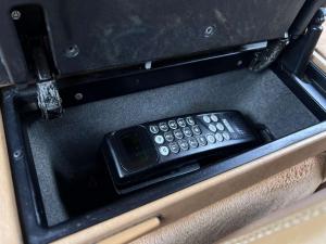 Черный Мерседес СЛ 500 1990 в Каунас, объемом двигателя 4.97 л и пробегом 200 тыс. км за 6999 €, фото 19 на AUTOMOTO.COM.LV
