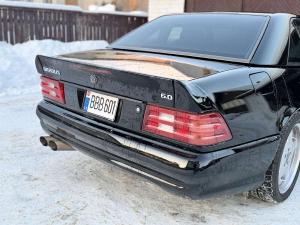Black Mercedes-Benz SL 500 1999 in Vilnius, with an engine capacity of 5.03 L and mileage of 67 thousand km for 19800 €, photo 16 on AUTOMOTO.COM.LV