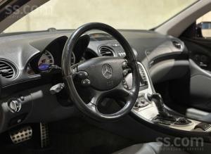 Black Mercedes-Benz SL 500 2001 in Riga, with an engine capacity of 5.00 L and mileage of 158 thousand km for 25000 €, photo 4 on AUTOMOTO.COM.LV