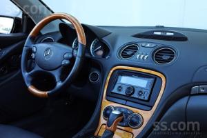 Melns Mercedes-Benz SL 500 2004 Rīga, ar dzinēja tilpumu 5.00 L un nobraukumu 0 tūkst. km par 14995 €, foto 18 vietnē AUTOMOTO.COM.LV