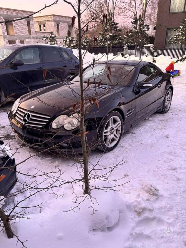 Melns Mercedes-Benz SL 500 2006 Klaipėda, ar dzinēja tilpumu 5.50 L un nobraukumu 177 tūkst. km par 6999 €, foto 1 vietnē AUTOMOTO.COM.LV