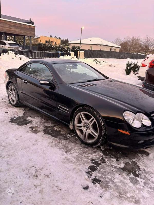 Melns Mercedes-Benz SL 500 2006 Klaipėda, ar dzinēja tilpumu 5.50 L un nobraukumu 177 tūkst. km par 6999 €, foto 4 vietnē AUTOMOTO.COM.LV