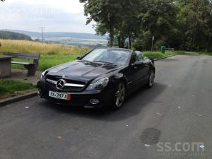 Черный Мерседес СЛ 500 2009 в Елгава, объемом двигателя 5.50 л и пробегом 164 тыс. км за 24900 €, фото 3 на AUTOMOTO.COM.LV