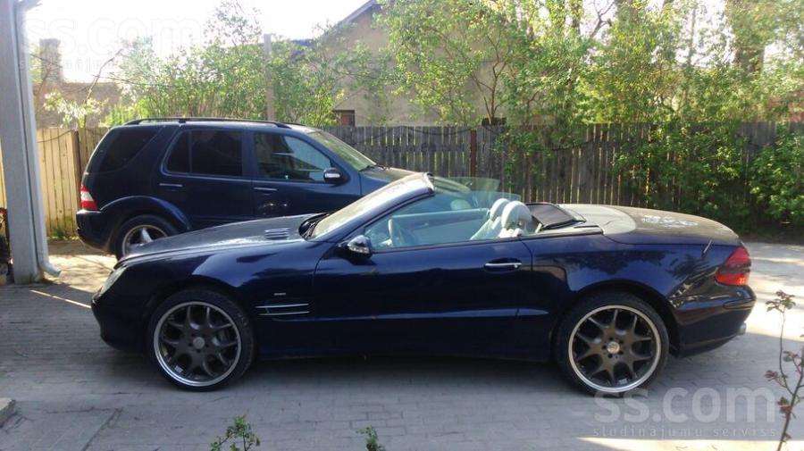 Blue Mercedes-Benz SL 500 2002 in Riga, with an engine capacity of 6.10 L and mileage of 179 thousand km for 36000 €, photo 9 on AUTOMOTO.COM.LV