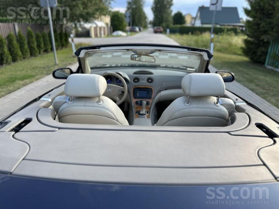 Zils Mercedes-Benz SL 500 2004 Rīga, ar dzinēja tilpumu 5.00 L un nobraukumu 262 tūkst. km par 12950 €, foto 14 vietnē AUTOMOTO.COM.LV