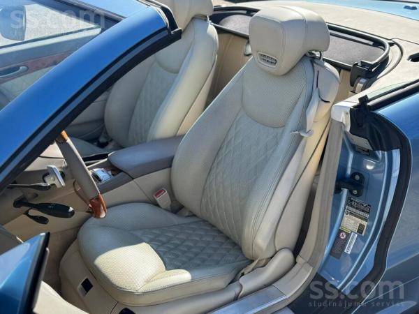 Zils Mercedes-Benz SL 500 2010 Rīga, ar dzinēja tilpumu 5.50 L un nobraukumu 165 tūkst. km par 22000 €, foto 9 vietnē AUTOMOTO.COM.LV