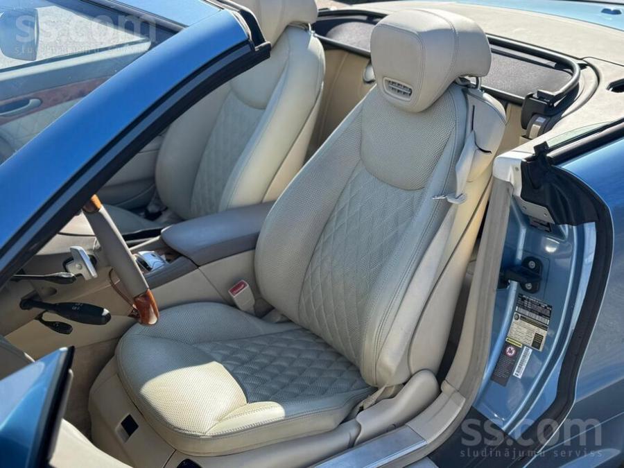 Синий Мерседес СЛ 500 2010 в Рига, объемом двигателя 5.50 л и пробегом 165 тыс. км за 22000 €, фото 10 на AUTOMOTO.COM.LV