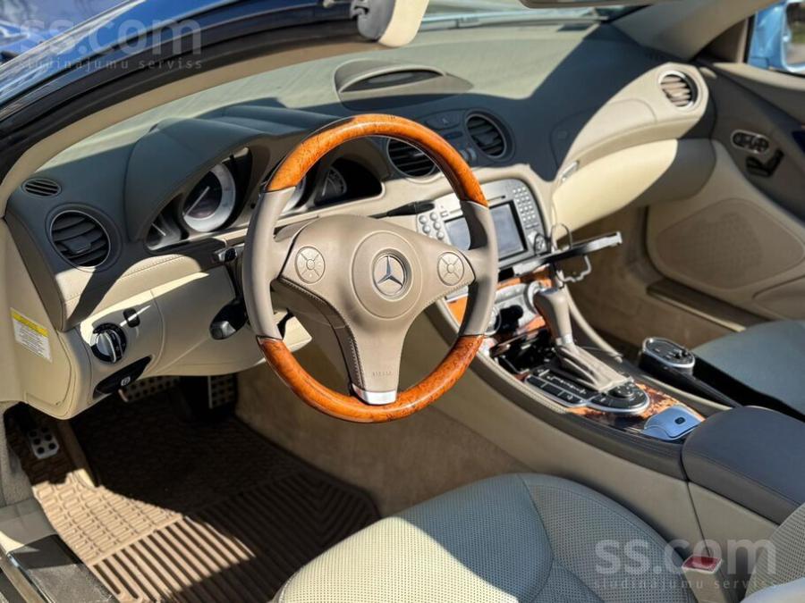 Синий Мерседес СЛ 500 2010 в Рига, объемом двигателя 5.50 л и пробегом 165 тыс. км за 22000 €, фото 12 на AUTOMOTO.COM.LV