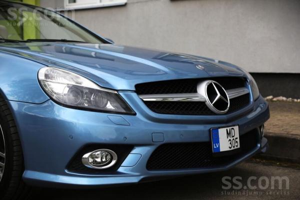 Blue Mercedes-Benz SL 500 2010 in Riga, with an engine capacity of 5.50 L and mileage of 168 thousand km for 19995 €, photo 9 on AUTOMOTO.COM.LV