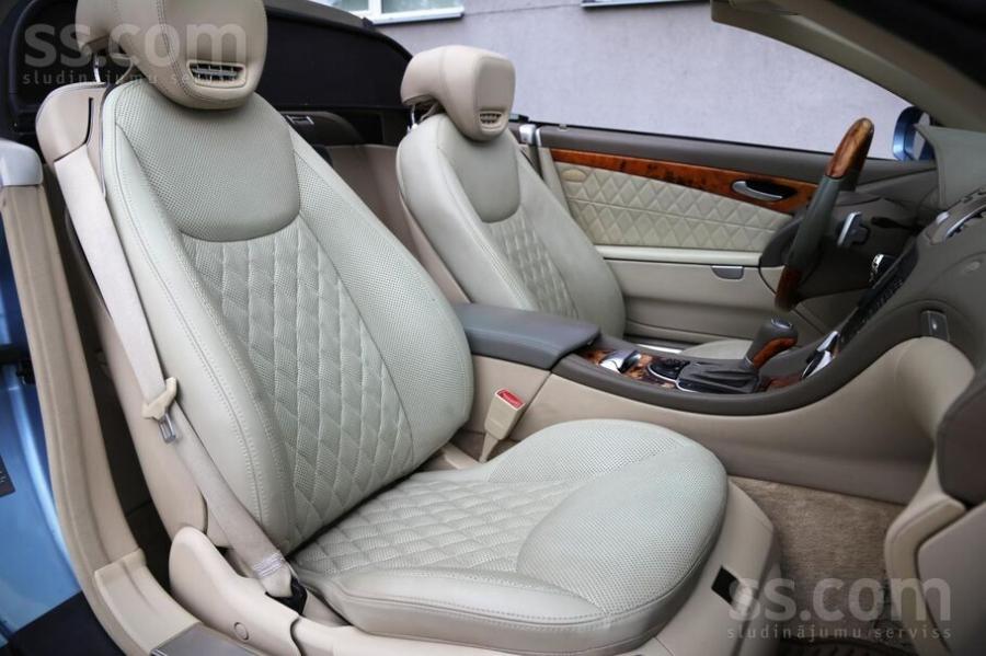 Zils Mercedes-Benz SL 500 2010 Rīga, ar dzinēja tilpumu 5.50 L un nobraukumu 168 tūkst. km par 19995 €, foto 16 vietnē AUTOMOTO.COM.LV