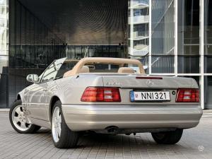 Brown Mercedes-Benz SL 500 1999 in Vilnius, with an engine capacity of 4.97 L and mileage of 155 thousand km for 24990 €, photo 5 on AUTOMOTO.COM.LV