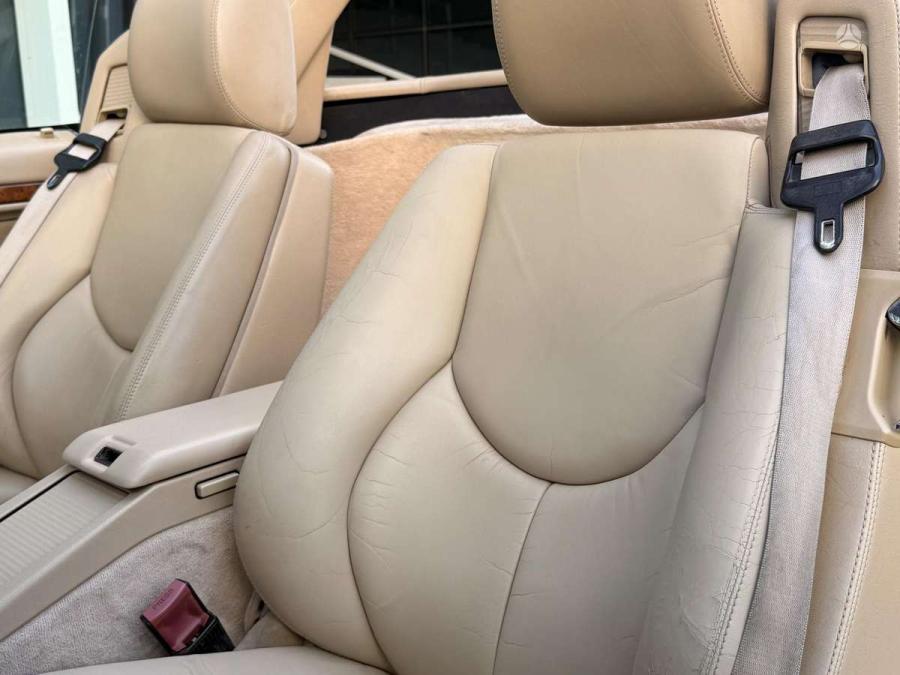 Brown Mercedes-Benz SL 500 1999 in Vilnius, with an engine capacity of 4.97 L and mileage of 155 thousand km for 24990 €, photo 20 on AUTOMOTO.COM.LV