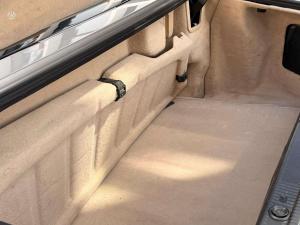 Brown Mercedes-Benz SL 500 1999 in Vilnius, with an engine capacity of 4.97 L and mileage of 155 thousand km for 24990 €, photo 23 on AUTOMOTO.COM.LV