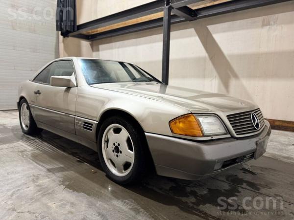 Mercedes-Benz SL 500 1990 in Riga, with an engine capacity of 5.00 L and mileage of 96 thousand km for 7800 €, photo 4 on AUTOMOTO.COM.LV