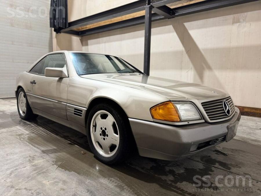 Mercedes-Benz SL 500 1990 in Riga, with an engine capacity of 5.00 L and mileage of 96 thousand km for 7800 €, photo 4 on AUTOMOTO.COM.LV
