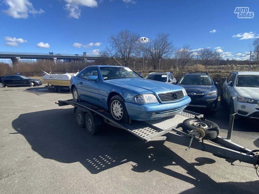 Mercedes-Benz SL 500 1998 Klaipėda, ar dzinēja tilpumu 5.00 L un nobraukumu 120 tūkst. km par 5200 €, foto 1 vietnē AUTOMOTO.COM.LV