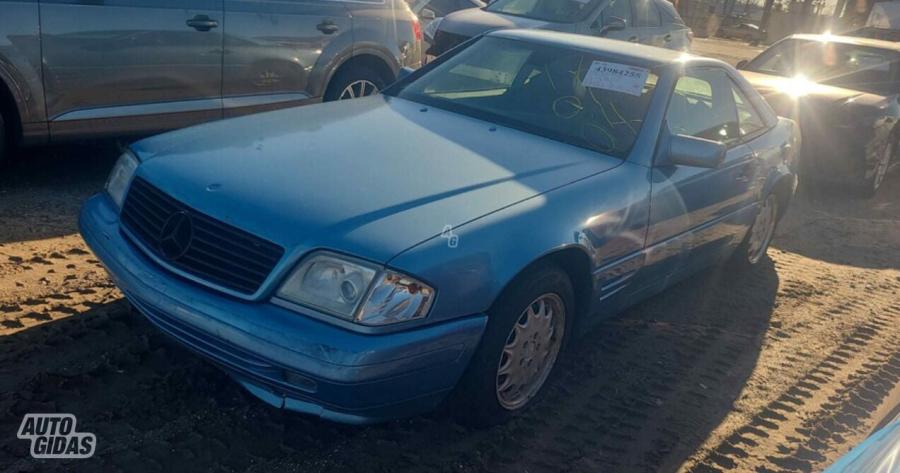 Mercedes-Benz SL 500 1998 Klaipėda, ar dzinēja tilpumu 5.00 L un nobraukumu 120 tūkst. km par 5200 €, foto 6 vietnē AUTOMOTO.COM.LV