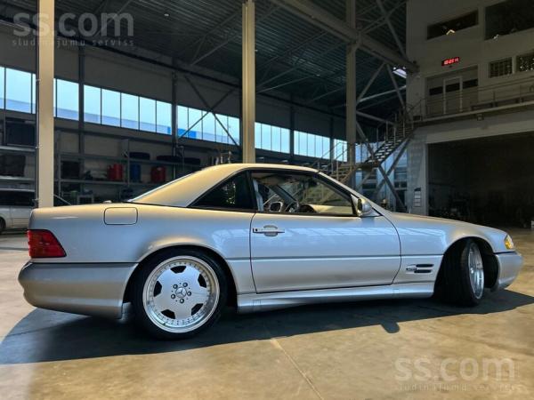 Mercedes-Benz SL 500 1999 in Jurmala, with an engine capacity of 4.90 L and mileage of 201 thousand km for 15000 €, photo 3 on AUTOMOTO.COM.LV
