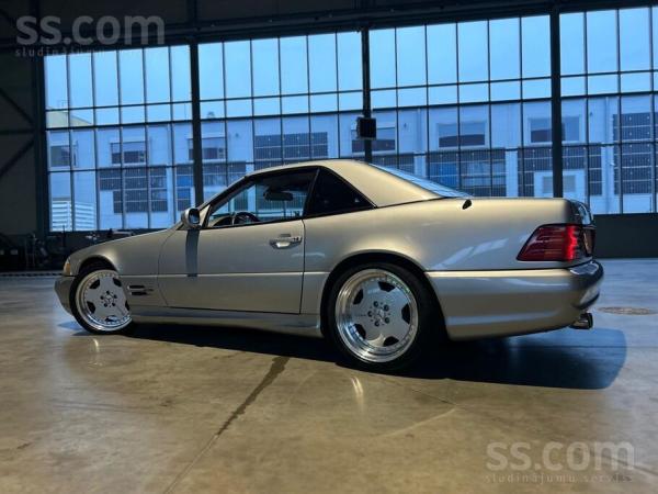 Mercedes-Benz SL 500 1999 in Jurmala, with an engine capacity of 4.90 L and mileage of 201 thousand km for 15000 €, photo 4 on AUTOMOTO.COM.LV